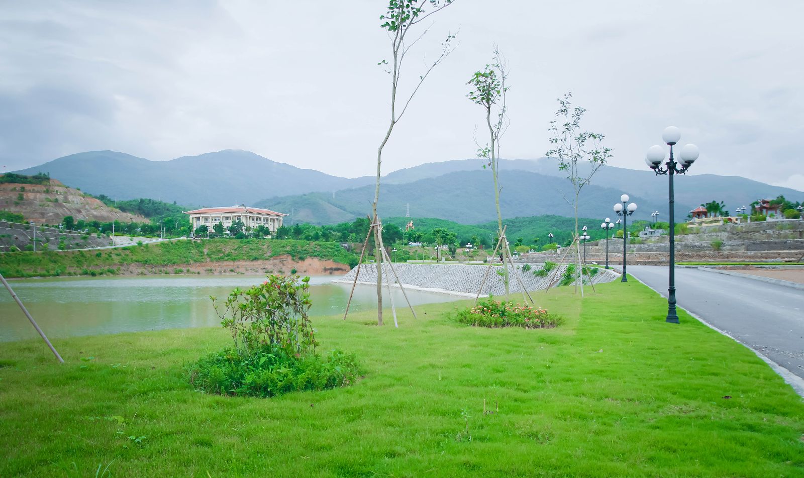 Những Hình Ảnh Đồi Kim Quy Lạc Hồng Viên - Nghĩa Trang Lạc Hồng Viên